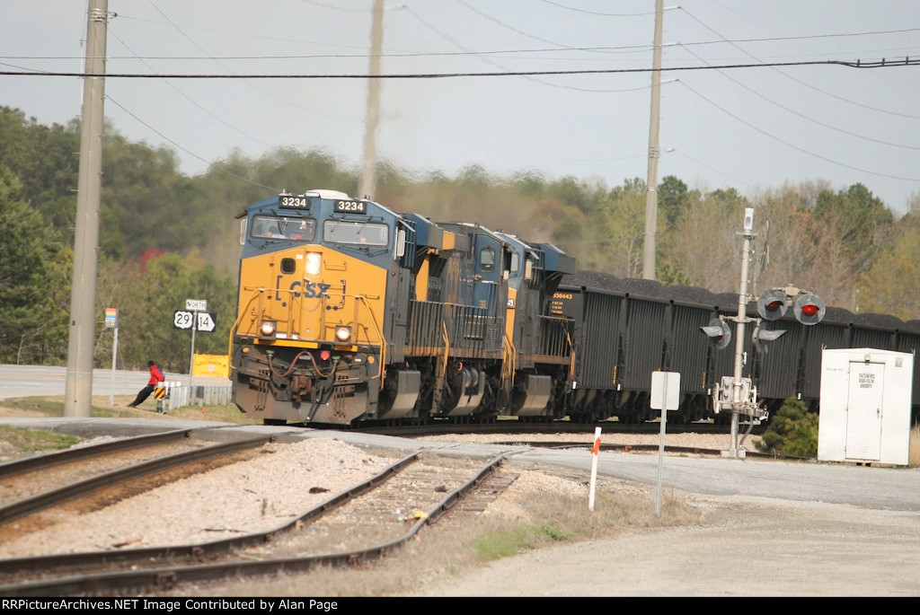 CSX ES44AC-H 3234 leads SB coal